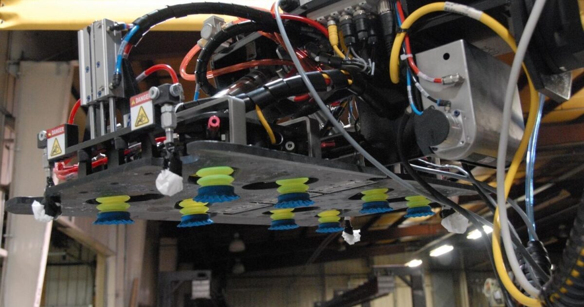 Robotic servo-motors – allowing robots to grip for… | Robots.com