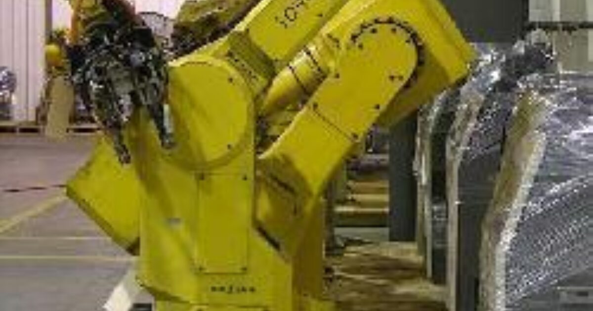 Fanuc S-700 Robot Robot | Robots.com