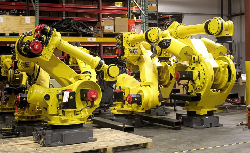 Mini Marvels: Maximizing Floor Space with Compact… | Robots.com