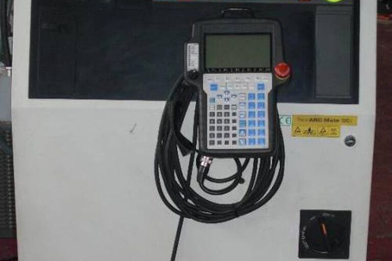 Fanuc ARC Mate 120i Robot | Robots.com