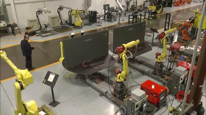 Fanuc ARC Mate 120iC/12L Robot | Robots.com