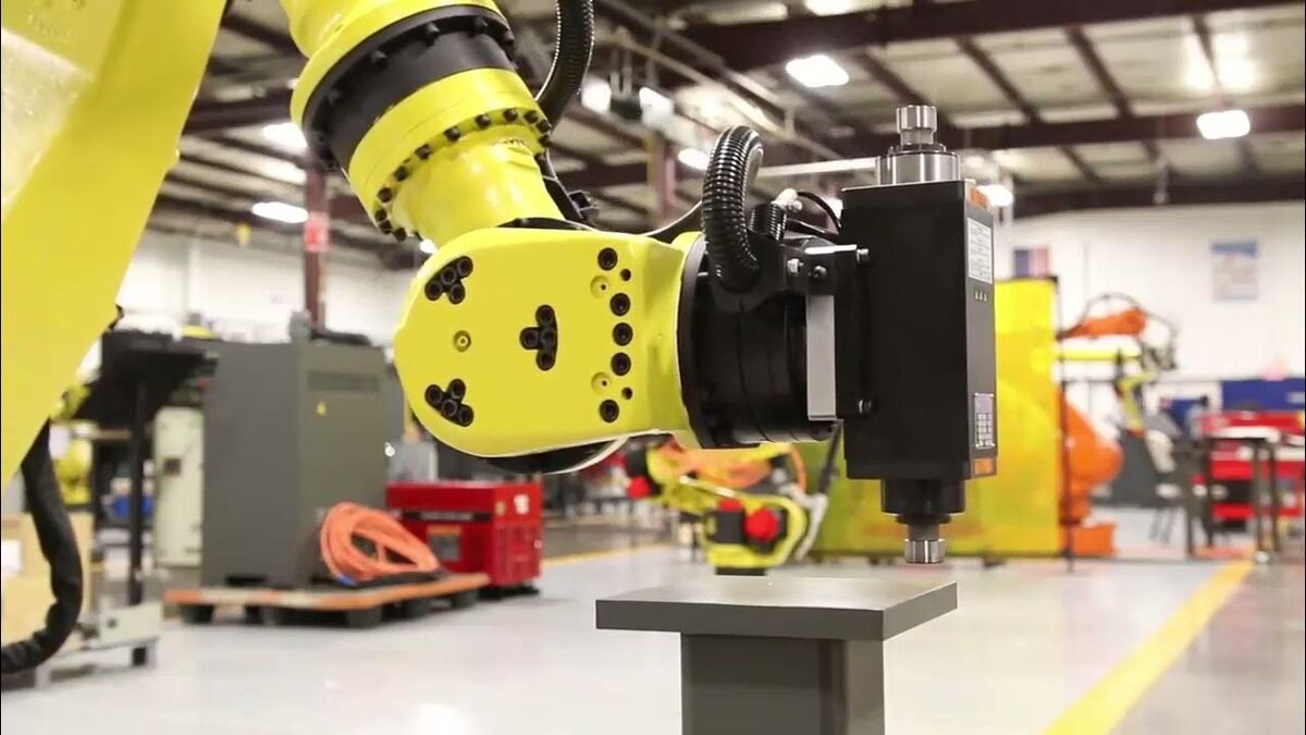 Fanuc R-2000iA/200F Robot | Robots.com