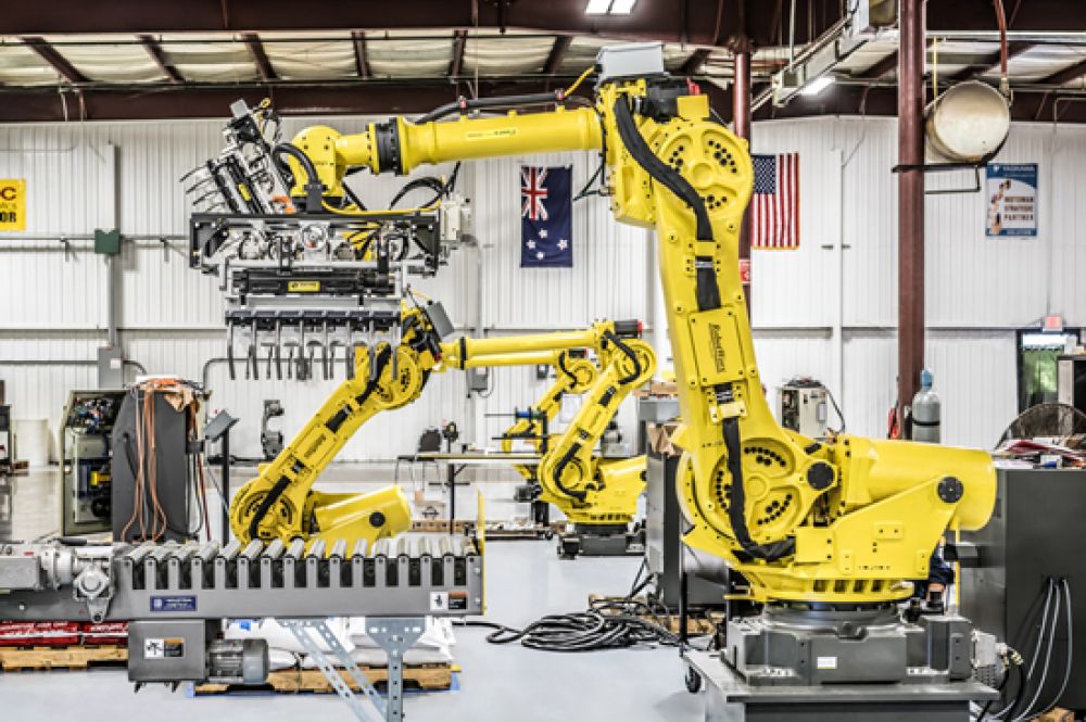 Material Handling | Robots.com