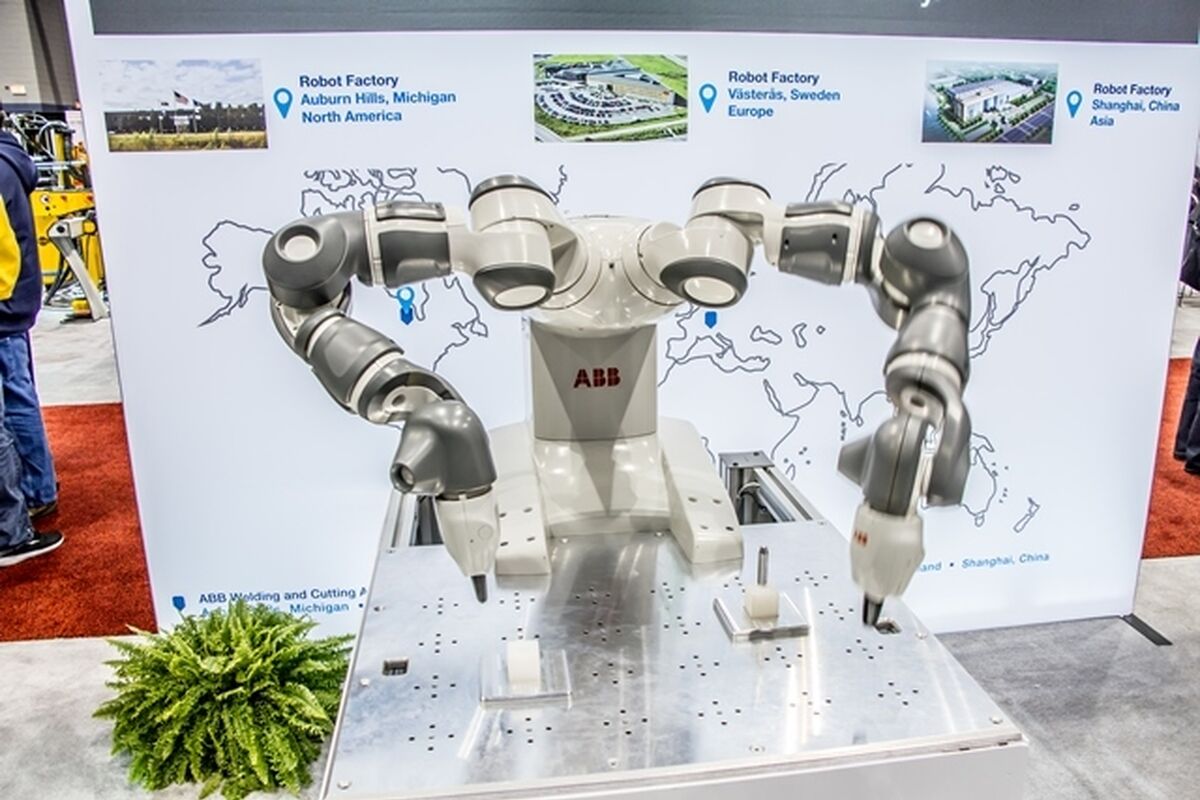 ABB YuMi - IRB 14000-0.5/0.5 Robot | Robots.com