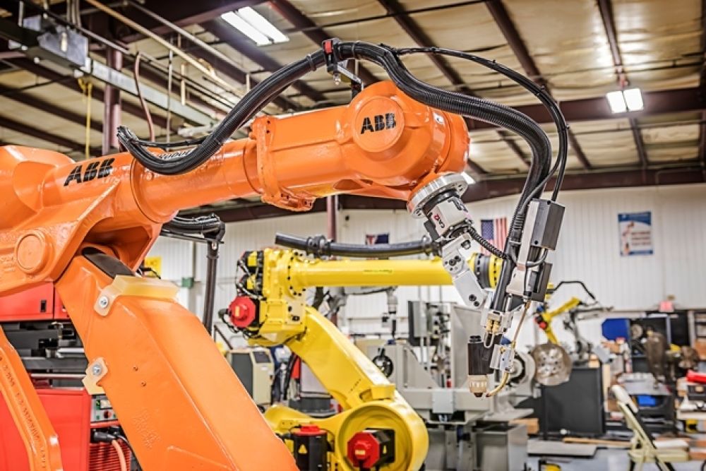 ABB IRB 4400 Robot | Robots.com