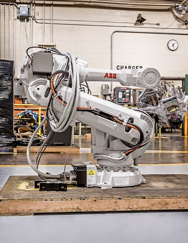 ABB IRB 4600-40 Robot Robot | Robots.com