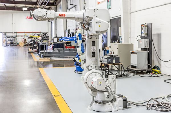 ABB IRB 4600-60 Robot | Robots.com