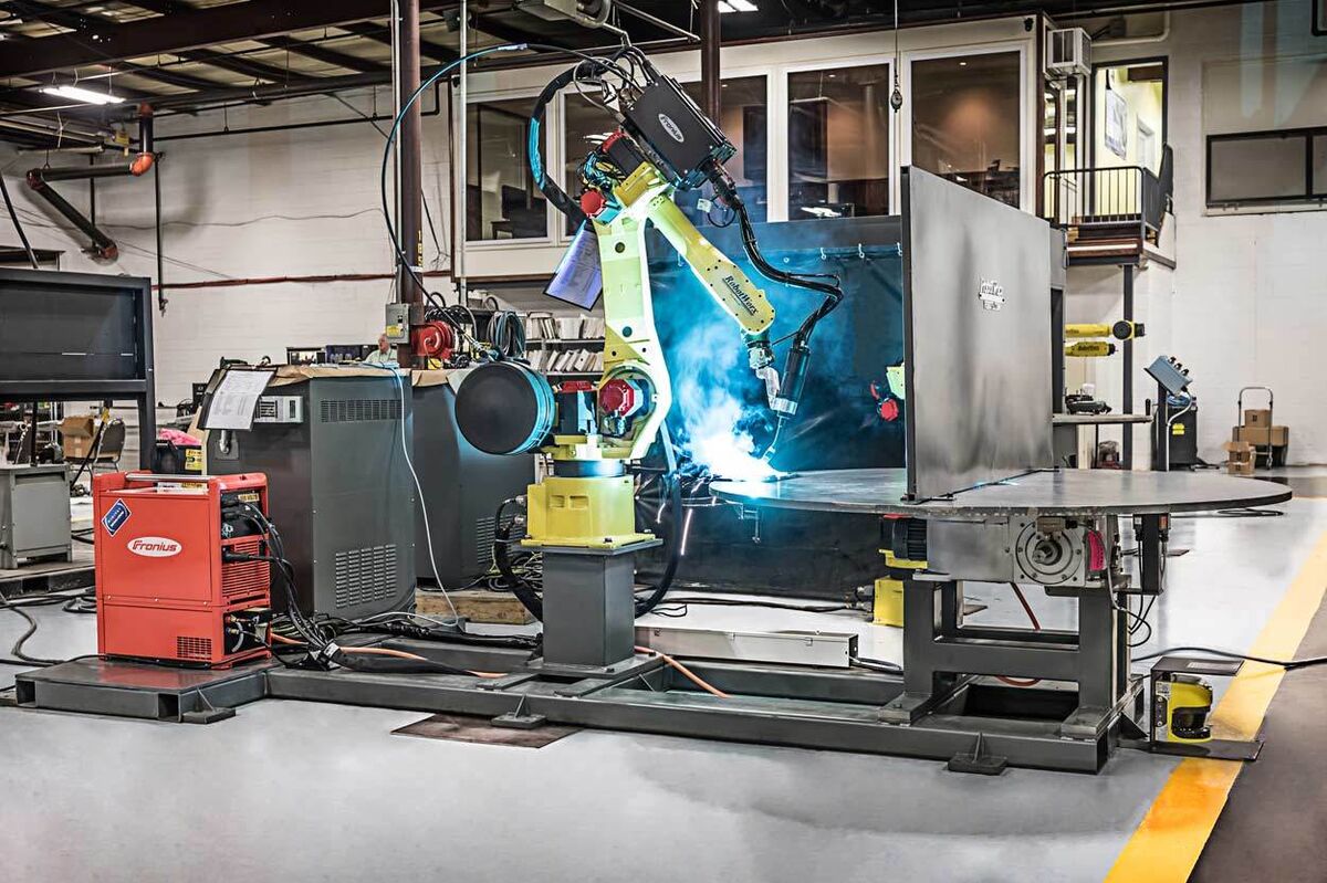 Fanuc ARC Mate 100iB Robot | Robots.com