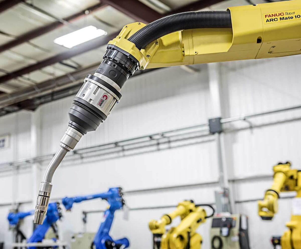 Fanuc ARC Mate 100iC Robot | Robots.com