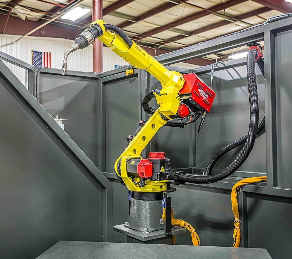 Fanuc ARC Mate 100iC/7L Robot | Robots.com