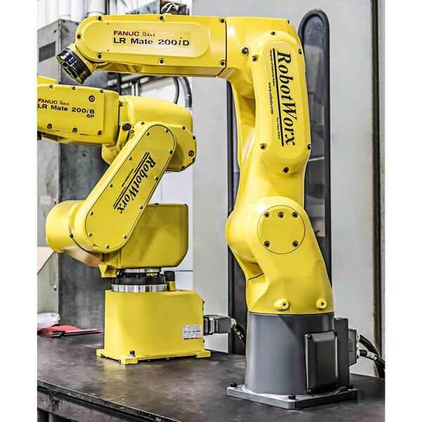 Fanuc LR Mate 200iD w/ R-30iB Mate Controller Robot | Robots.com