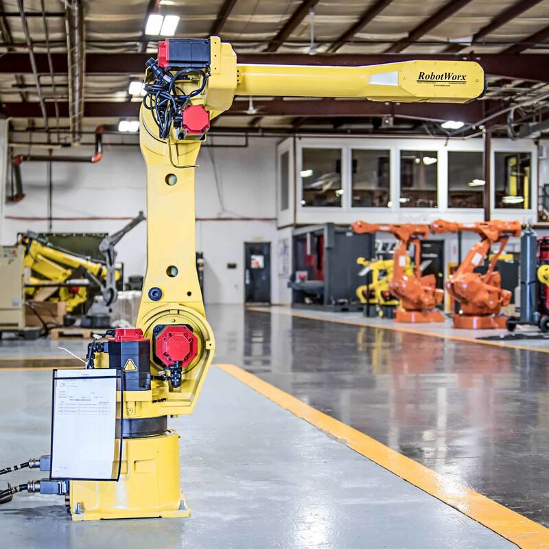 Fanuc M-16iB/10L Robot | Robots.com