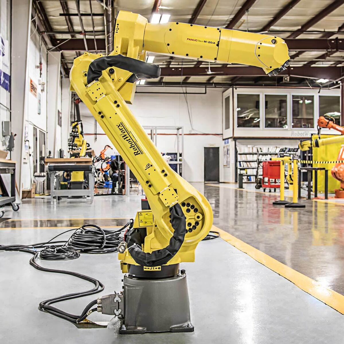 Fanuc M-20iA w/ R-30iA Controller Robot | Robots.com