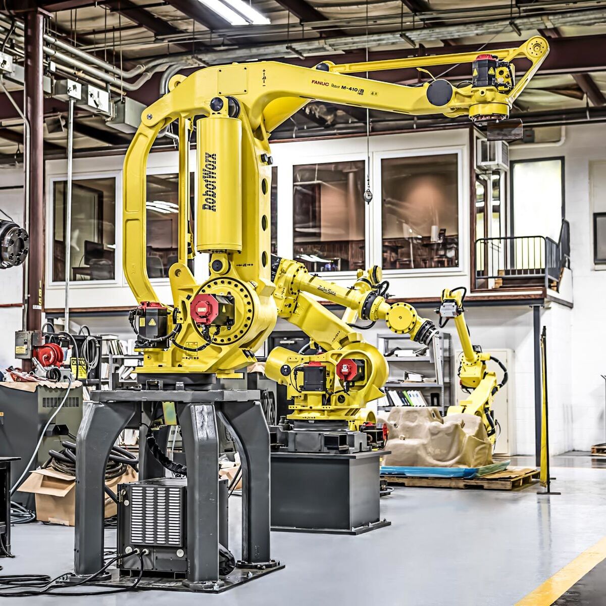 Fanuc M-410iB/160 Robot | Robots.com | T.I.E. Industrial