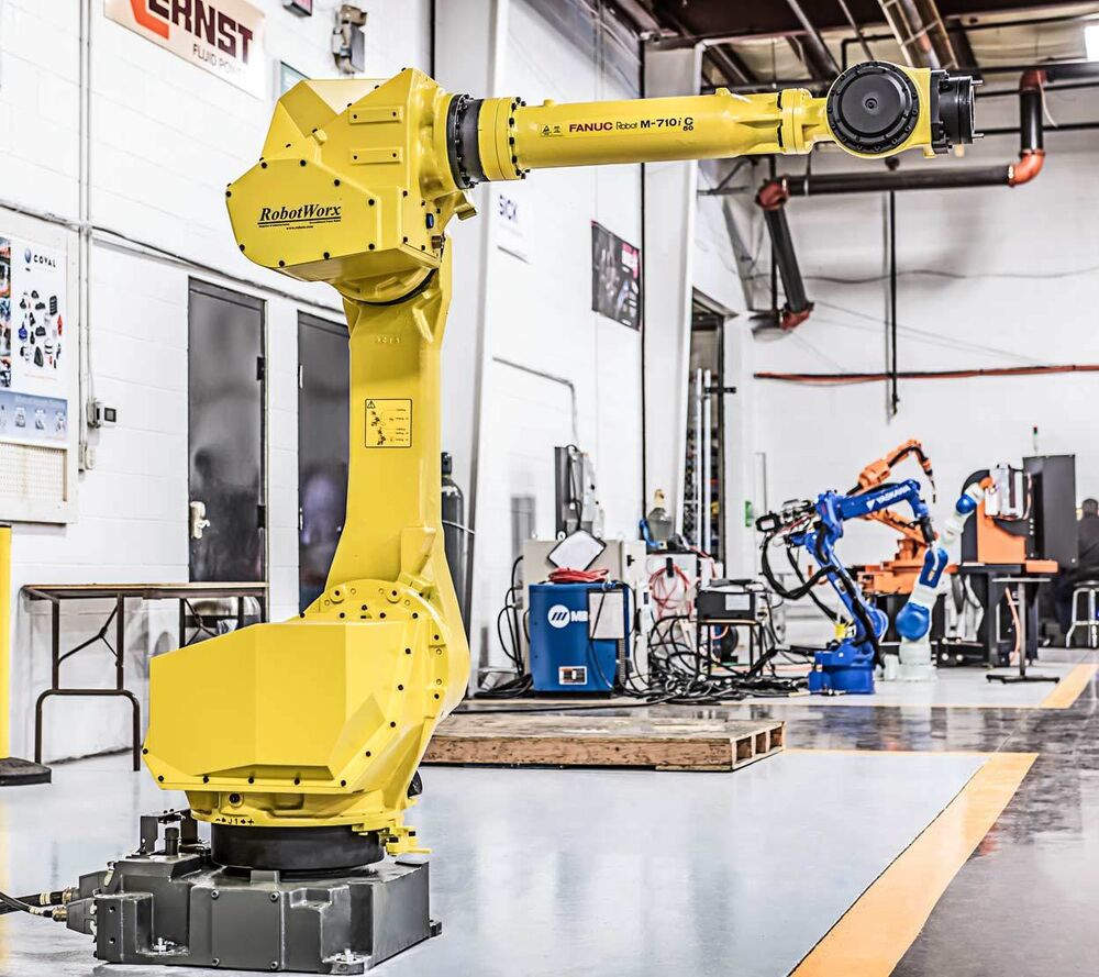 Fanuc M-710iC/50 Robot | Robots.com