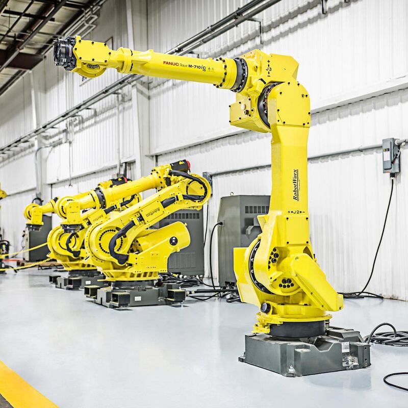 Fanuc M-710iC/70 Robot | Robots.com